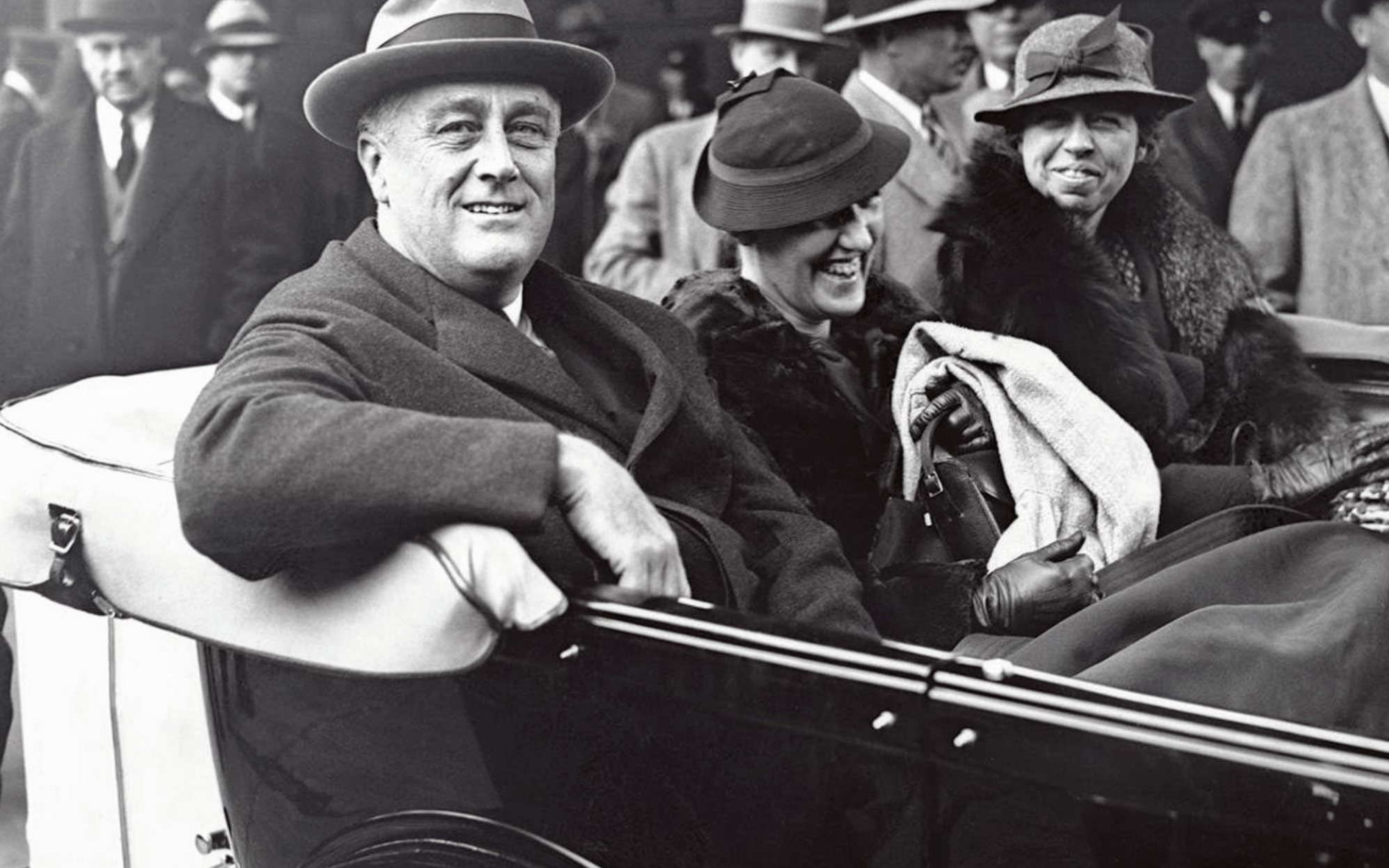 Moments that Defined the ’30s | Children's Theatre Company