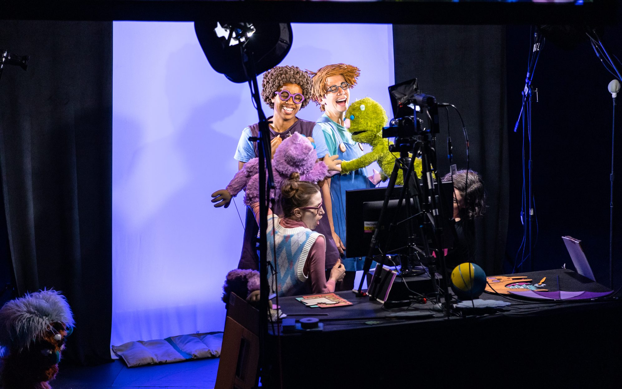 Leonardo! A Wonderful Show About a Terrible Monster | Children's ...