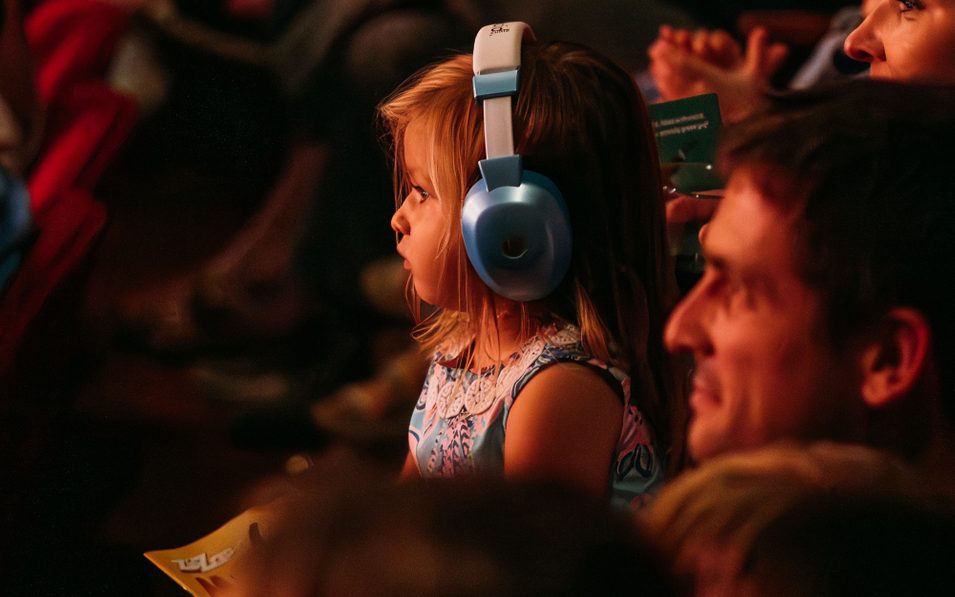 Dr. Seuss's How the Grinch Stole Christmas! | Children's Theatre Company